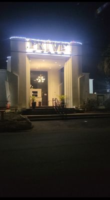 PRIVE ‘ HOUSTON - Updated December 2025 - 16 Photos - 2727 Crossview Dr ...