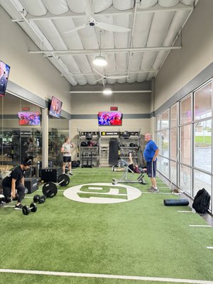 FITNESS 19 - Updated April 2026 - 182 Photos & 574 Reviews - 706 East ...