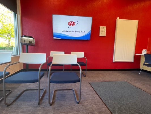 AAA - Updated October 2025 - 24 Photos & 39 Reviews - 1140 Franklin Ave ...