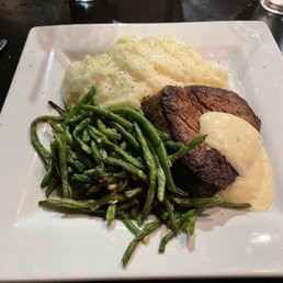 12 WEST BAR AND GRILL - Updated December 2025 - 92 Photos & 164 Reviews ...