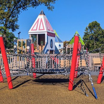 VALPLAYSO - Updated January 2026 - 22 Photos & 17 Reviews - 1200-1670 E ...