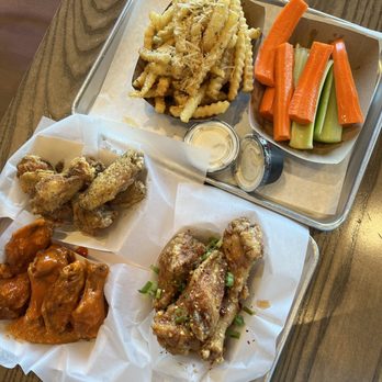 FIRE WINGS - Updated December 2025 - 291 Photos & 198 Reviews - 6400 E ...