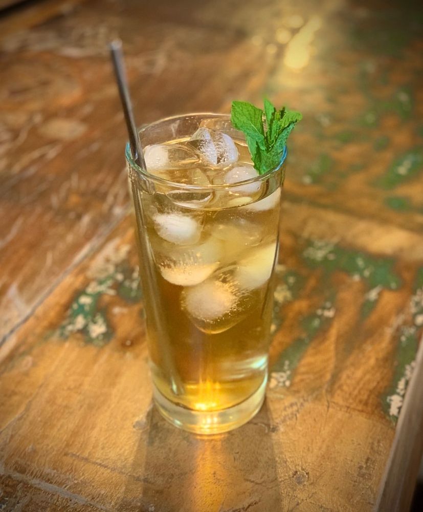 SIMPLE TEAS - Updated October 2025 - 23 Photos - 4743 N Carefree Cir ...