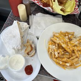 VICTORY DINER - Updated October 2025 - 547 Photos & 602 Reviews - 388 S ...