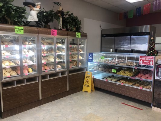 VICTORIA CAKES PANADERIA Y PASTELERIA - Updated October 2025 - 5302 ...