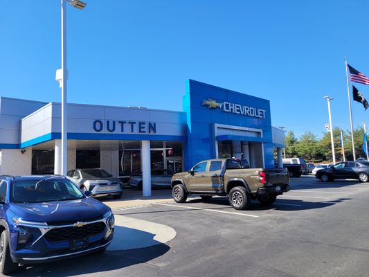 OUTTEN CHEVROLET OF HAMBURG - Updated December 2025 - 61 Photos & 24 ...