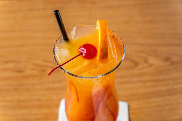 PIKE PLACE BAR & GRILL - Updated December 2025 - 384 Photos & 610 ...