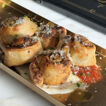 KINDRED - Updated June 2024 - 3153 Photos & 1732 Reviews - 1503 30th St ...