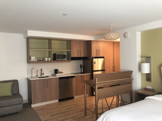 ELEMENT MOLINE - 126 Photos & 29 Reviews - Hotels - 316 12th Street ...