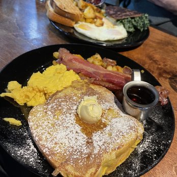 THE BUFF RESTAURANT - Updated June 2024 - 1323 Photos & 1885 Reviews ...