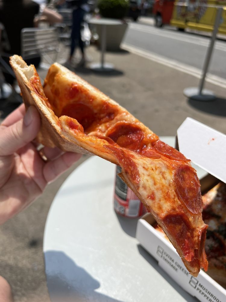 ENCORE PIZZA - Updated July 2024 - 32 Photos & 33 Reviews - 1369 Bdwy ...