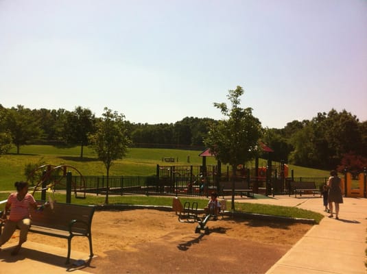 NEVERS PARK - 22 Photos - 150 Nevers Rd, South Windsor, Connecticut ...