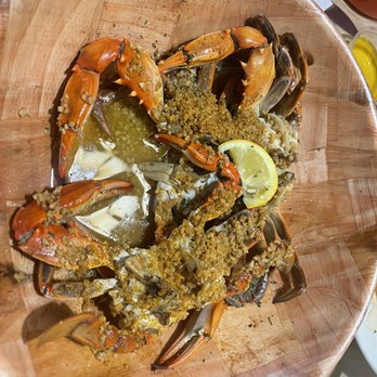 BLUE CLAW RESTAURANT & CRAB EATERY - Updated May 2025 - 501 Photos ...