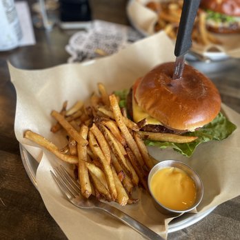 HANGRY’S - Updated August 2024 - 156 Photos & 223 Reviews - 5000 W ...