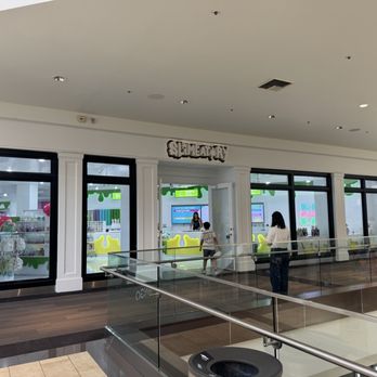 SLIMEATORY - Updated December 2025 - 33 Photos & 83 Reviews - 1065 Brea ...