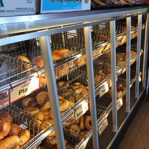 BAGEL TRAIN - 61 Photos & 164 Reviews - Bagels - 150 Orange Ave ...