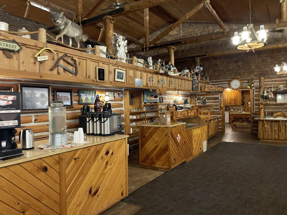 SHACK RETREAT AND CONFERENCE CENTER - Updated December 2025 - 70 Photos ...