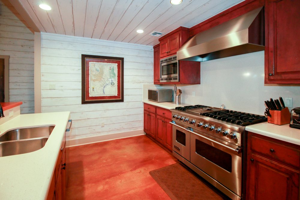 IRON GAME RANCH - Updated October 2025 - 13 Photos - 1658 Miracle Mile ...