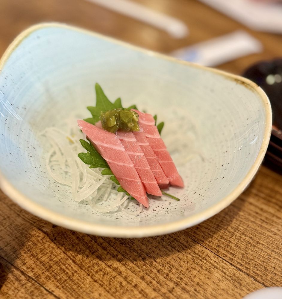 MIKUNI JAPANESE RESTAURANT & SUSHI BAR - Updated February 2025 - 1326 ...