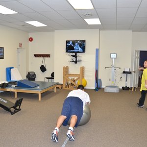 PENN SPORTS MEDICINE WEIGHTMAN HALL - Updated September 2025 - 235 ...