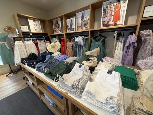 J. CREW FACTORY - Updated June 2026 - 14 Photos - 71-36 Austin St ...
