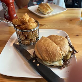 THE FAT RABBIT - Updated January 2025 - 49 Photos & 26 Reviews - 1359 ...