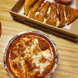 LASCARI’S DELI & BAKERY - 411 Photos & 603 Reviews - 14104 E Lambert Rd ...