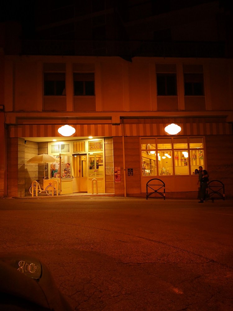 WHITE BAKERY - Viale Nizza 6A, L'Aquila, Italy - Yelp