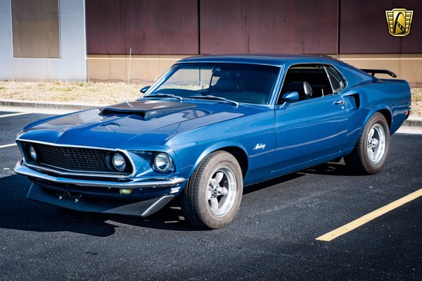 GATEWAY CLASSIC CARS OF HOUSTON - Updated December 2025 - 10 Photos ...