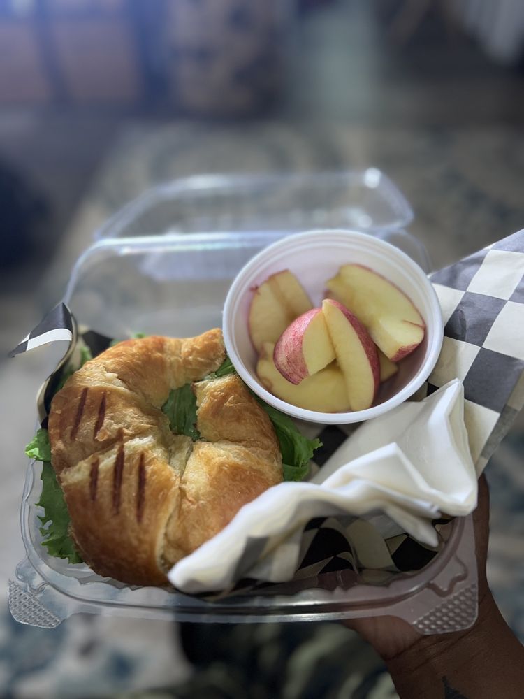 ELEOS COFFEE - Updated October 2025 - 93 Photos & 31 Reviews - 3401 E ...