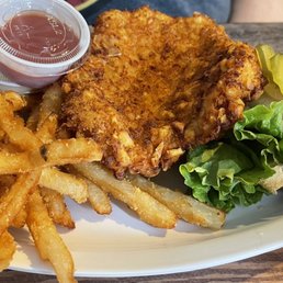 THE LUCKY PIG PUB & GRILL - Updated August 2025 - 31 Photos & 39 ...