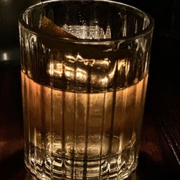 THE WHITE RABBIT - Updated July 2025 - 639 Photos & 420 Reviews - 207 N ...