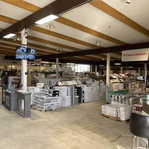 MENARDS - Updated August 2025 - 21 Photos & 48 Reviews - 6800 E Broad ...