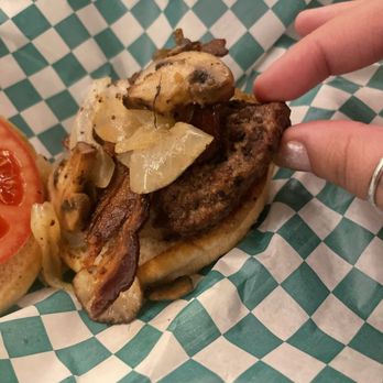 POST TIME LOUNGE CAFE & TROPICAL PATIO - CLOSED - Updated December 2025 ...