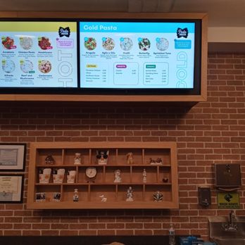 PASTA FASTA - Updated June 2024 - 39 Photos & 27 Reviews - 2468 N Clark ...