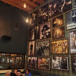 AULD FELLA - Updated February 2025 - 71 Photos & 62 Reviews - 11831 ...