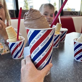 ICEBERG DRIVE INN - Updated December 2025 - 38 Photos & 13 Reviews ...