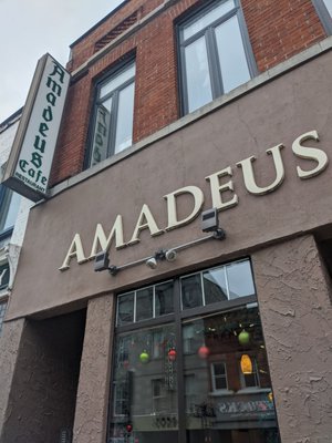 AMADEUS CAFE - Updated December 2025 - 44 Photos & 44 Reviews - 170 ...