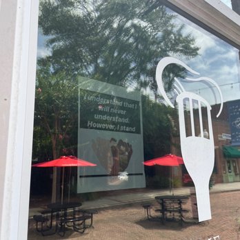 ECLECTIC CHEF - Updated January 2025 - 150 Photos & 140 Reviews - 125 ...