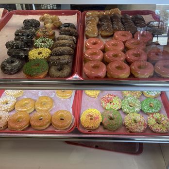 NEW ENGLAND HOMEMADE DONUTS - Updated January 2026 - 21 Photos & 19 ...