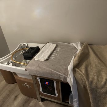 ATANA HEAD SPA - Updated January 2025 - 51 Photos & 28 Reviews - 843 W University Dr, Tempe ...
