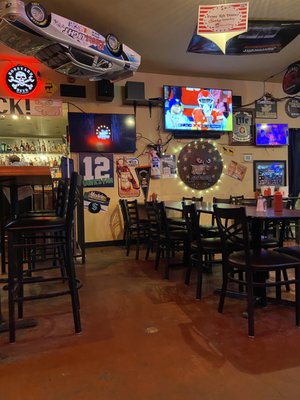 FAT MOOSE BAR & GRILL - Updated December 2025 - 94 Photos & 143 Reviews ...