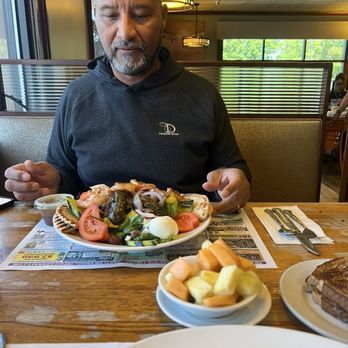 LAMP POST DINER - Updated January 2026 - 290 Photos & 291 Reviews ...