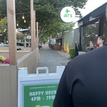 JET’S AMERICAN GRILL & BAR - Updated July 2024 - 321 Photos & 131 ...