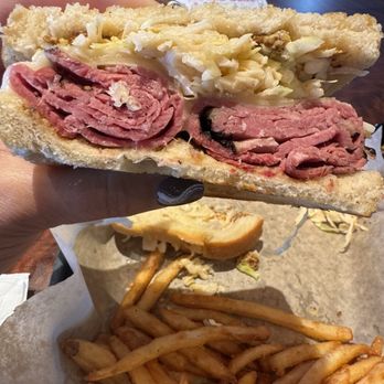 MORRO GRILL - Updated July 2024 - 73 Photos & 43 Reviews - 1215 ...