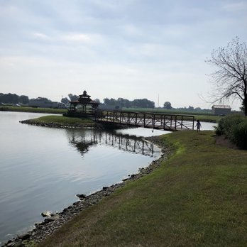 TRUCK CENTERS - Updated December 2025 - 22 Photos - 2280 Formosa Rd ...