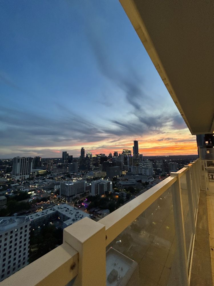 ALEXAN WATERLOO - Updated November 2025 - 700 E 11th St, Austin, Texas ...