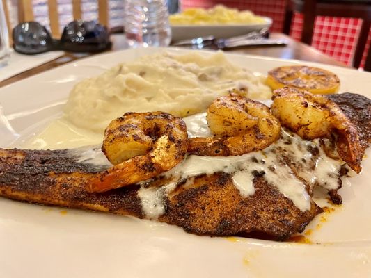 WUNSCHE BROS CAFE & SALOON - Updated January 2026 - 583 Photos & 385 ...