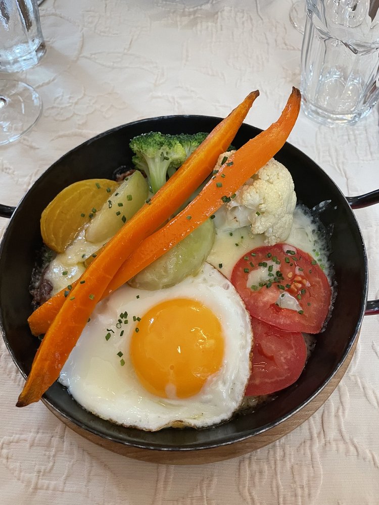RESTAURANT HASENBURG - 18 Photos & 11 Reviews - Schneidergasse 20 ...