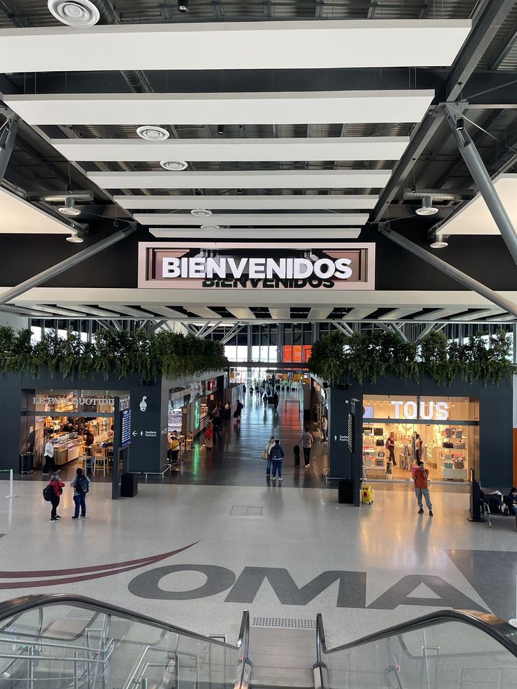 TERMINAL B DEL AEROPUERTO INTERNACIONAL DE MONTERREY - Updated October ...